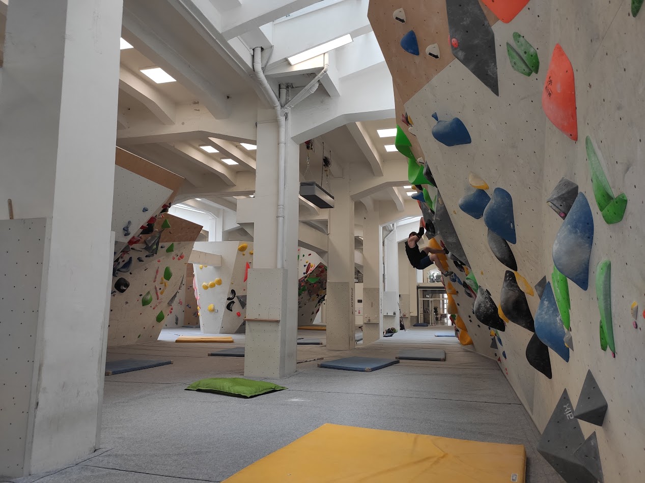 Hudy Boulder Karlín – Lezení mě baví