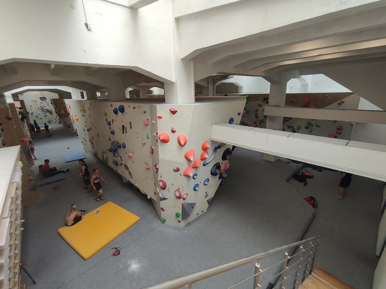 Hudy Boulder Karlín – Lezení mě baví